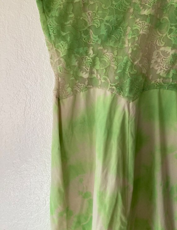 1960s Light Chartreuse Green Sea Witch Lace Tye Die S… - Gem