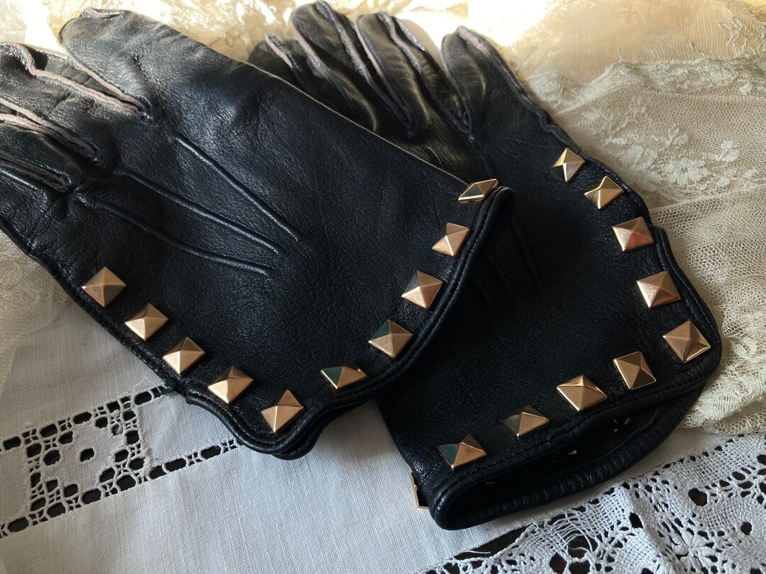 1970s Pyramid Studded Deep Inky Black Leather Gloves - Etsy