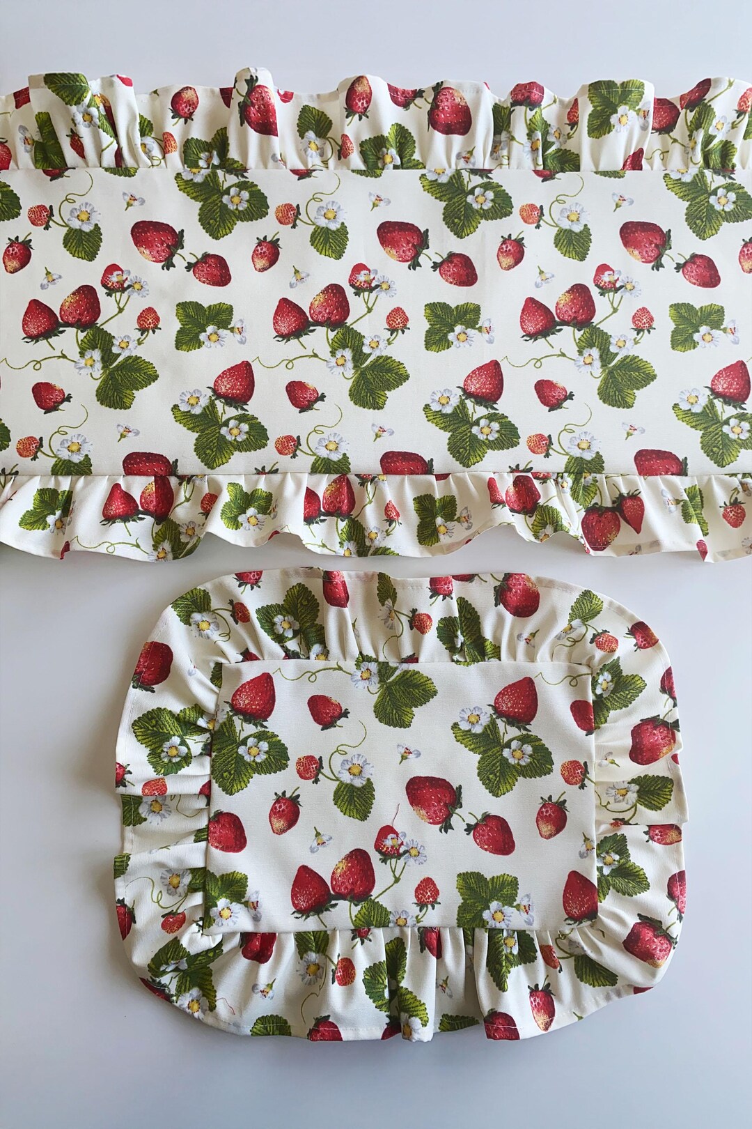 Strawberry Ruffled Placemat: Waterproof Linen Farmhouse Decor - Etsy
