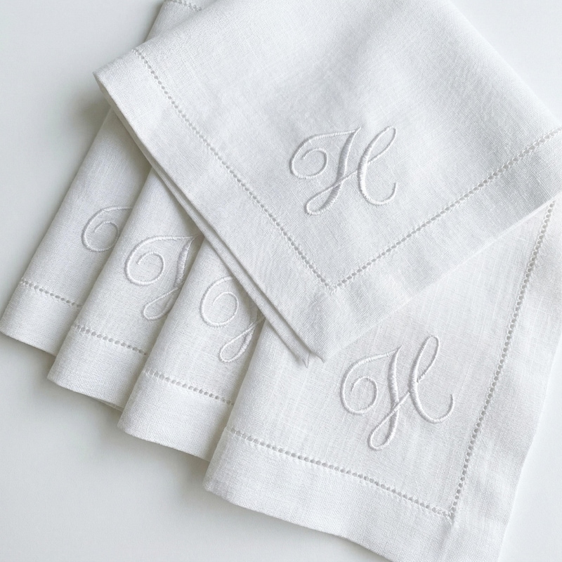 Custom Scalloped Napkin - Etsy