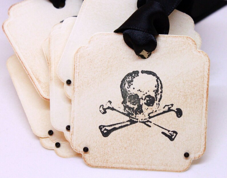 Halloween Gift Tags double Layered Skull and Crossbones - Etsy