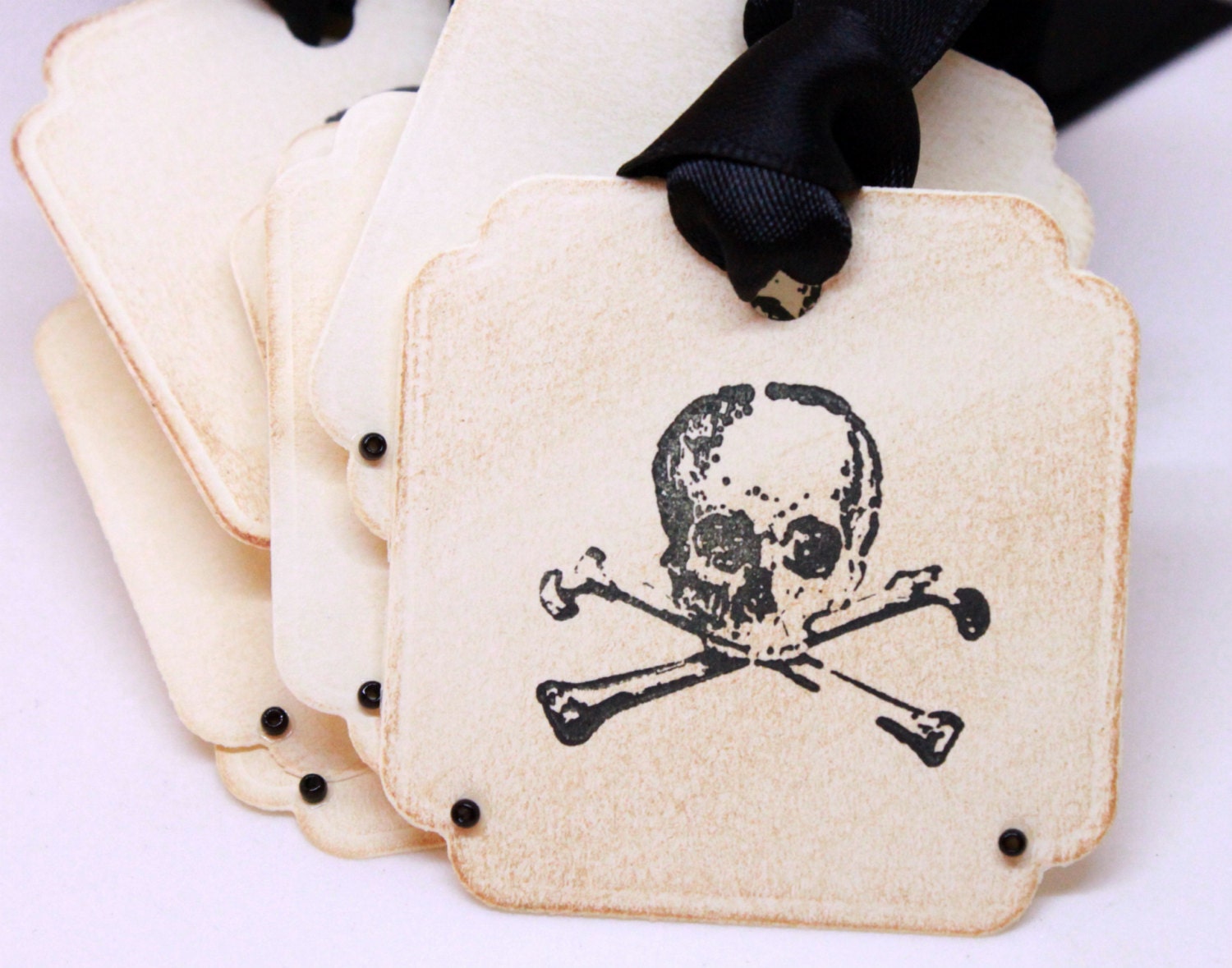 Halloween Gift Tags double Layered Skull and Crossbones - Etsy