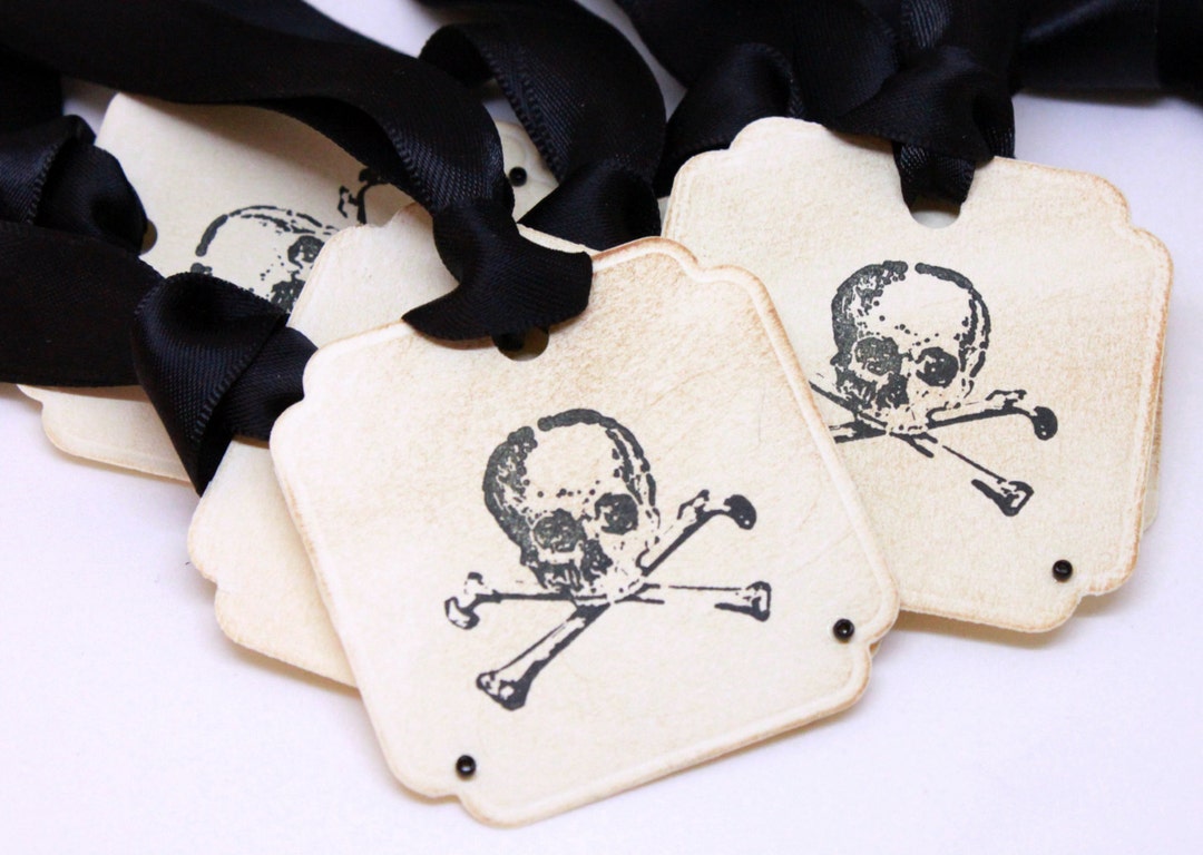Halloween Gift Tags (double Layered) - Skull and Crossbones Tags ...
