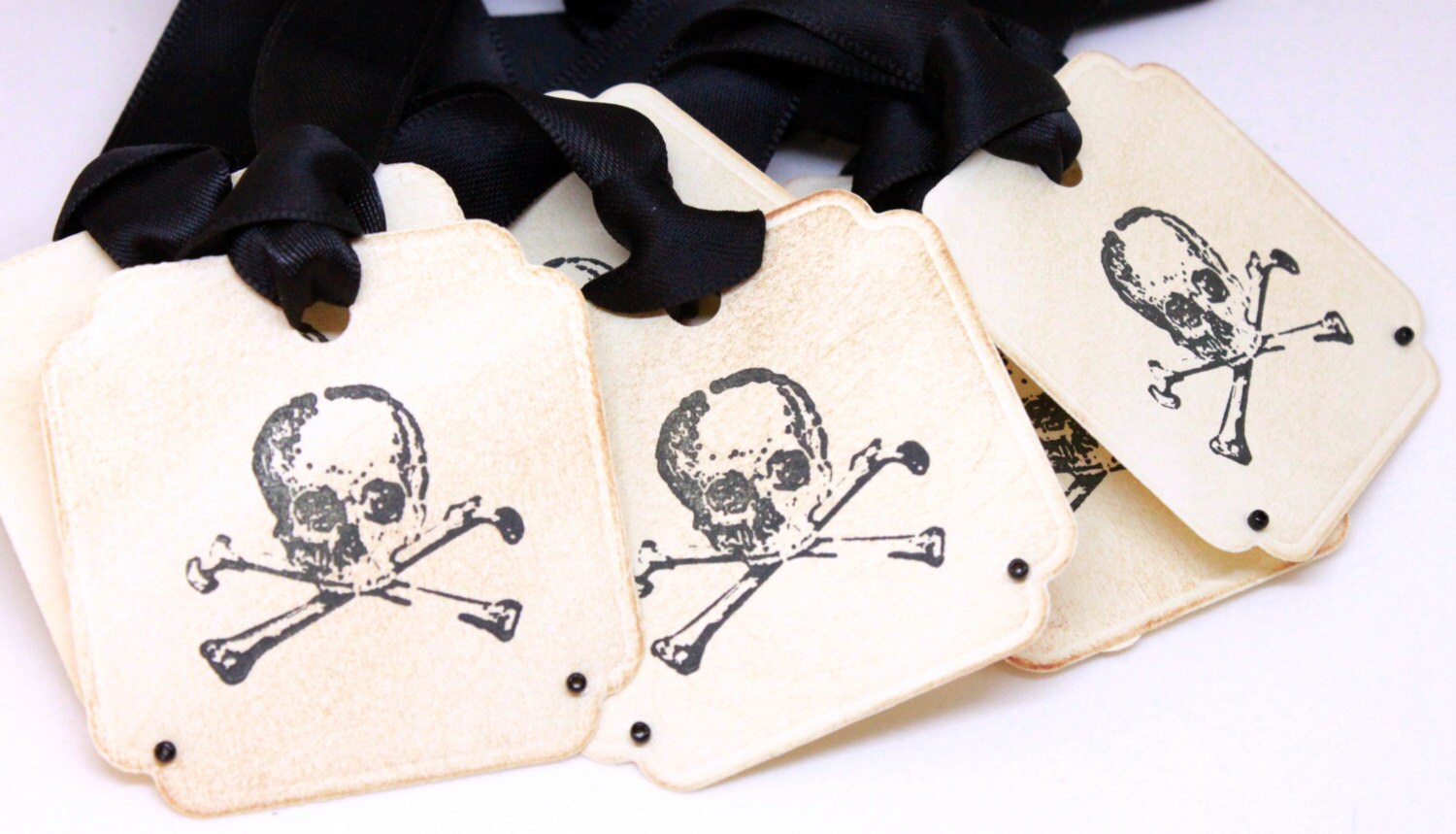 Halloween Gift Tags double Layered Skull and Crossbones - Etsy