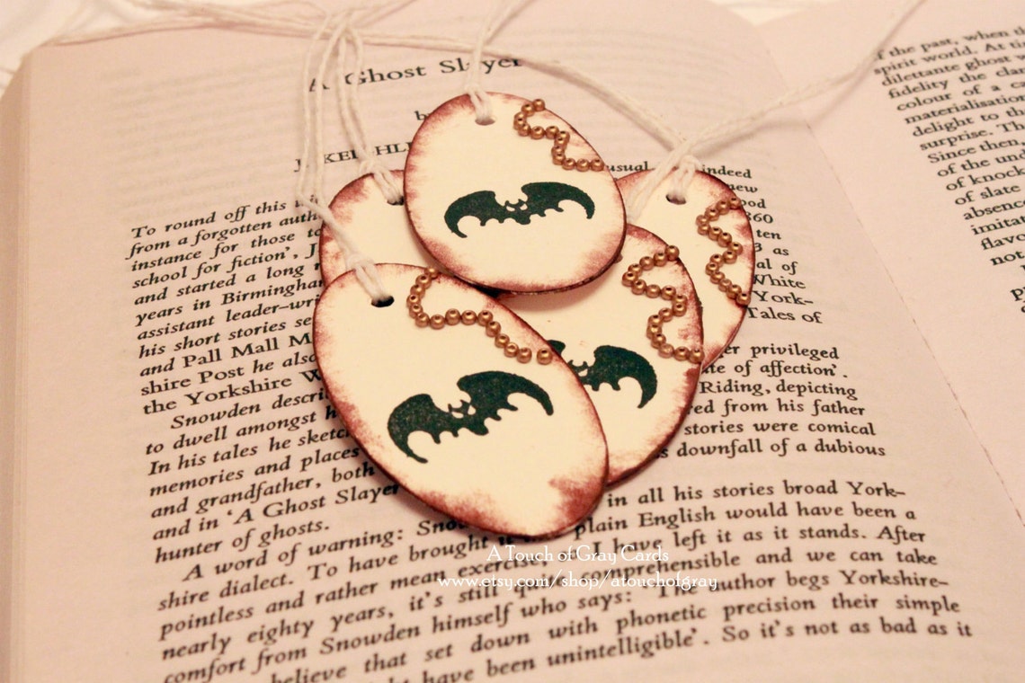 Halloween Gift Tags A Little Bat Love Vintage Inspired - Etsy