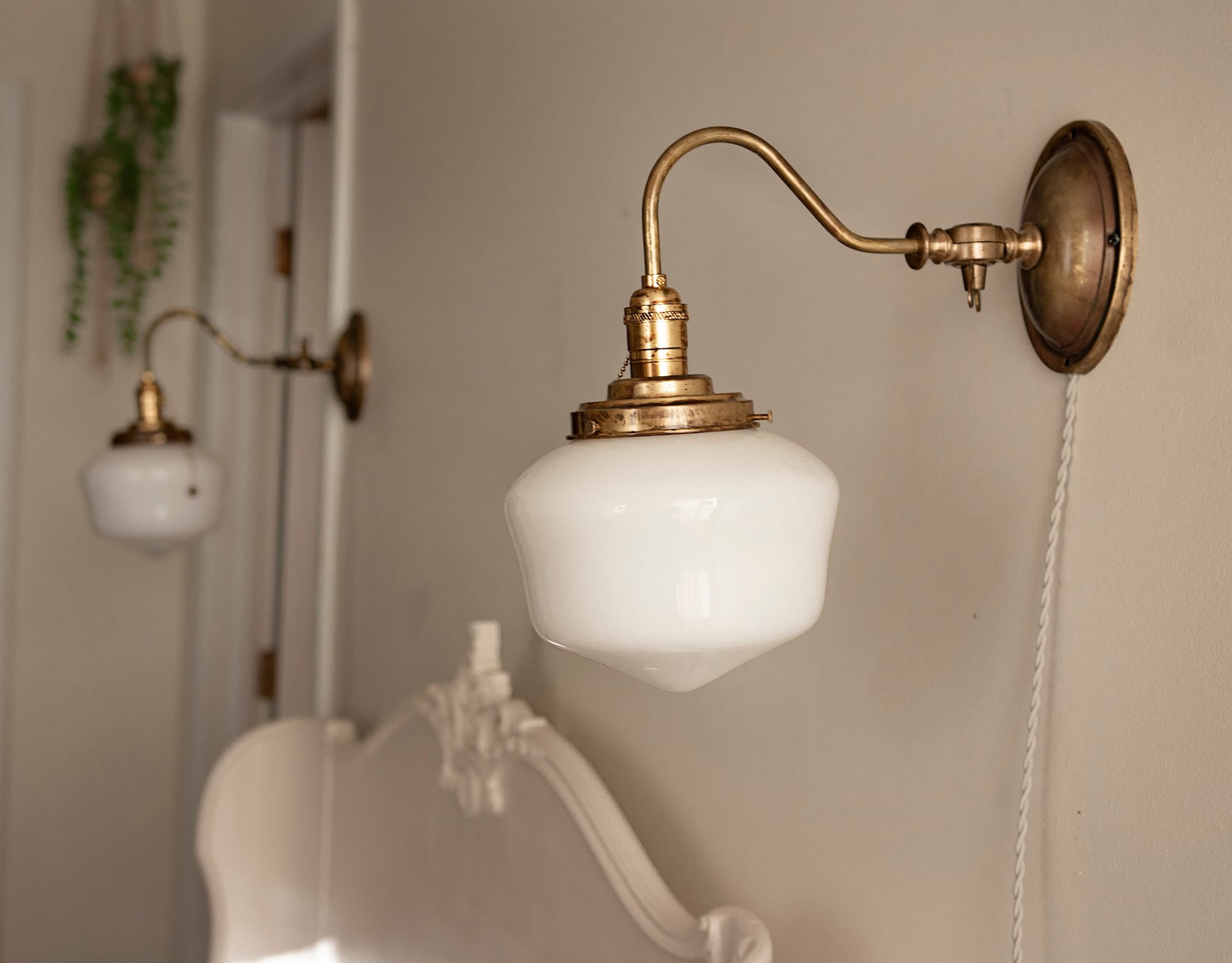Wall Sconce Lamp With Schoolhouse Lamp Shade - Etsy