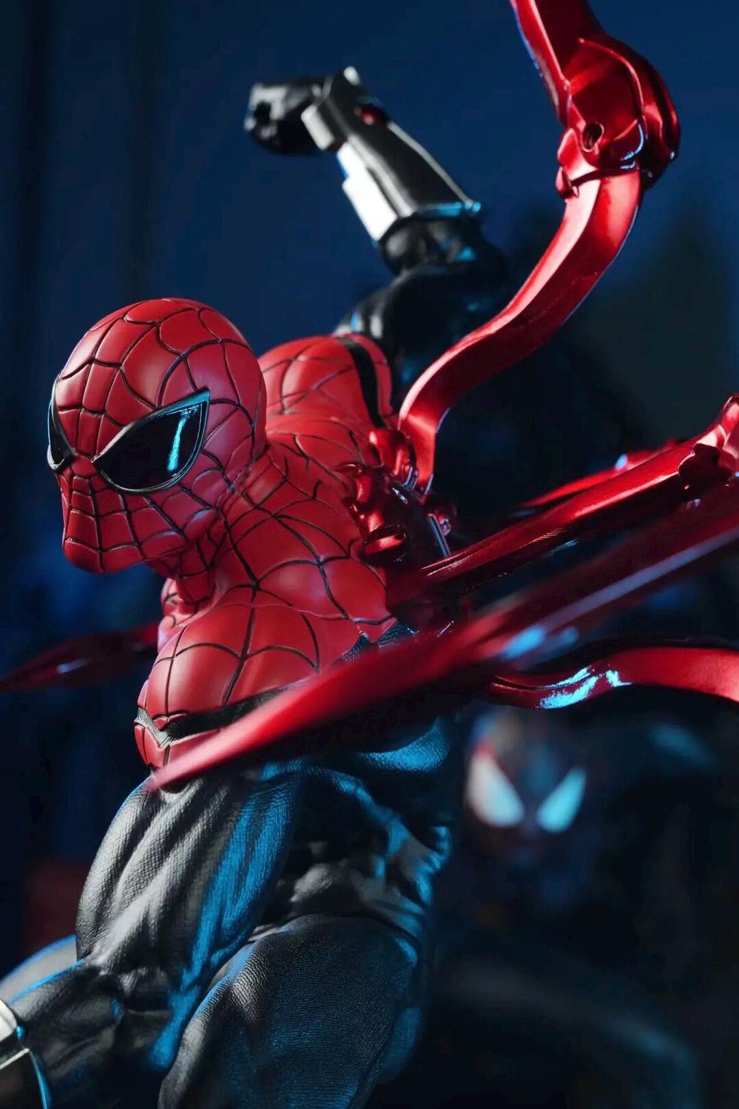 Marvel Ultimate Spider Man Statue, Polystone Material, 20.1in Tall ...