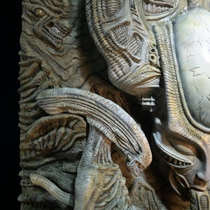 Alien prometheus Wall‑mount: Wall of Desire - Etsy