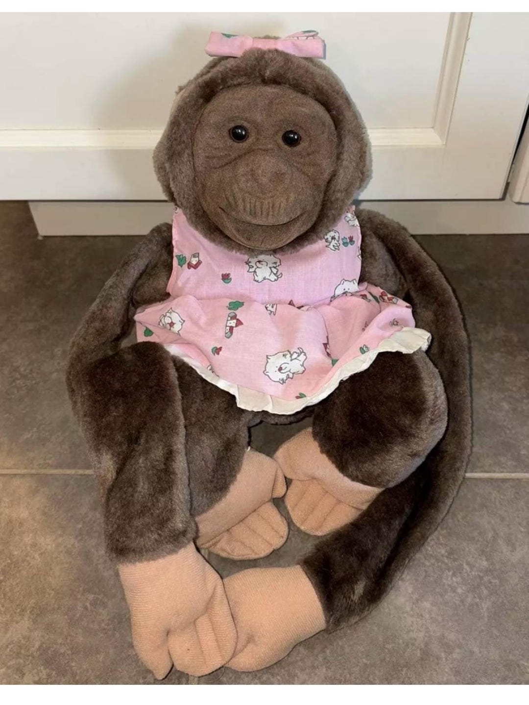 1994 Hosung Chimp Puppet Brown 12" Long Arms & Squeaker Monkey Pink ...
