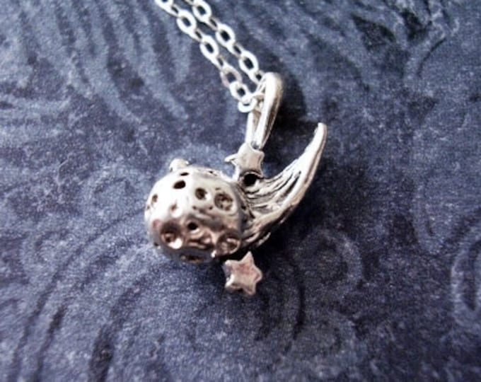 Silver Comet Necklace - Sterling Silver Comet Charm on a Delicate ...