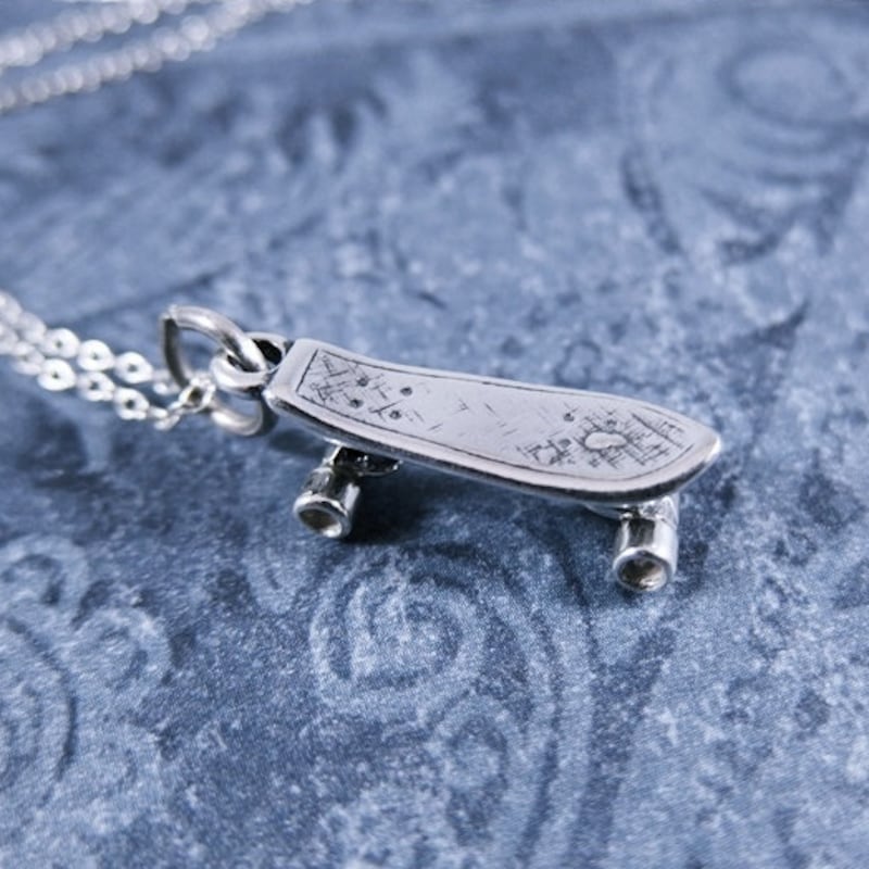 925 Skateboard Pendant - Etsy