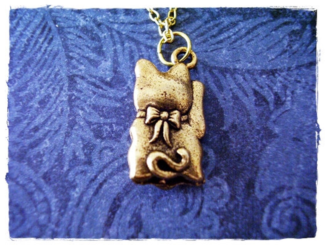 Gold Maneki Neko Lucky Cat of Japan Necklace Antique Gold - Etsy