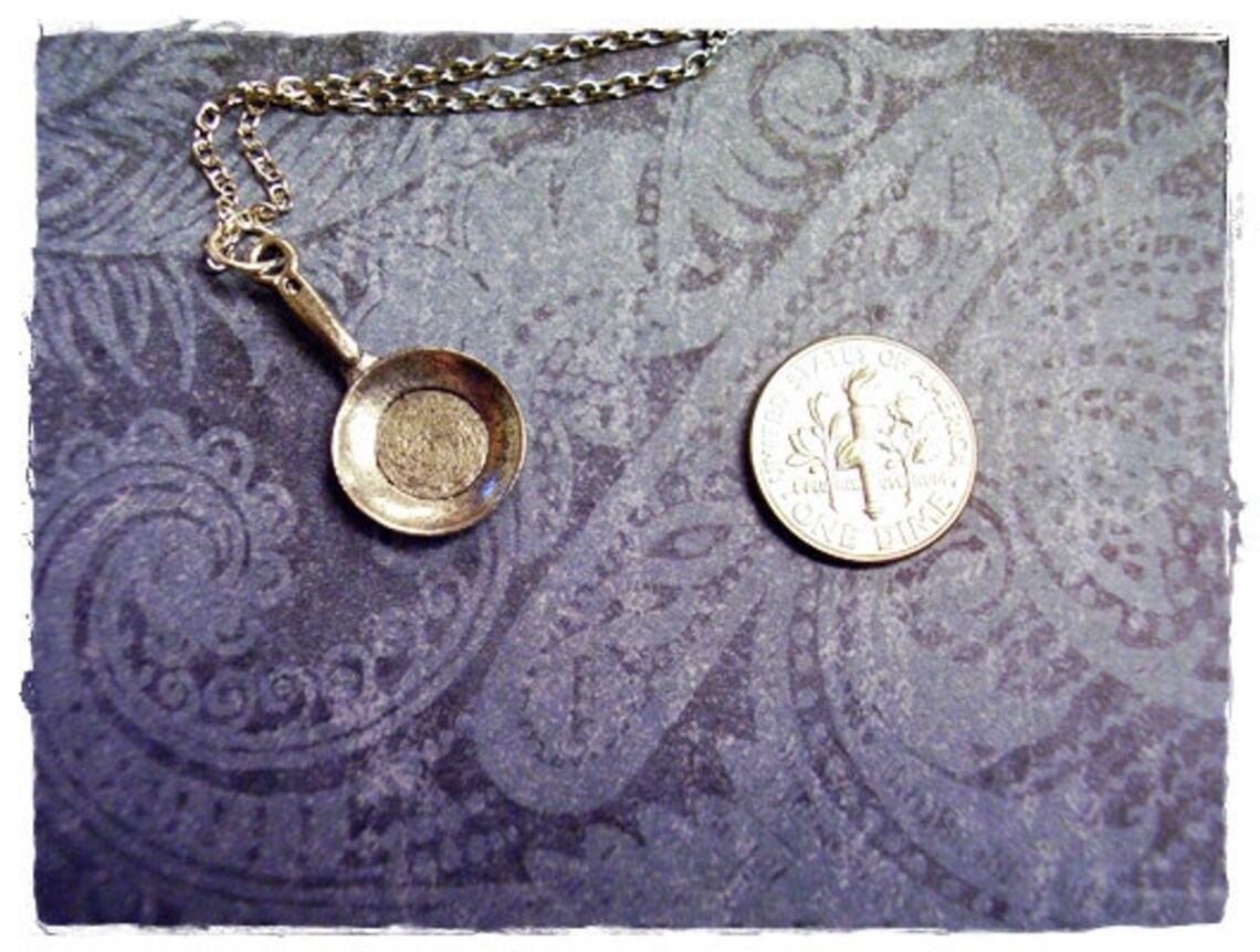 Silver Frying Pan Necklace Antique Pewter Frying Pan Charm - Etsy