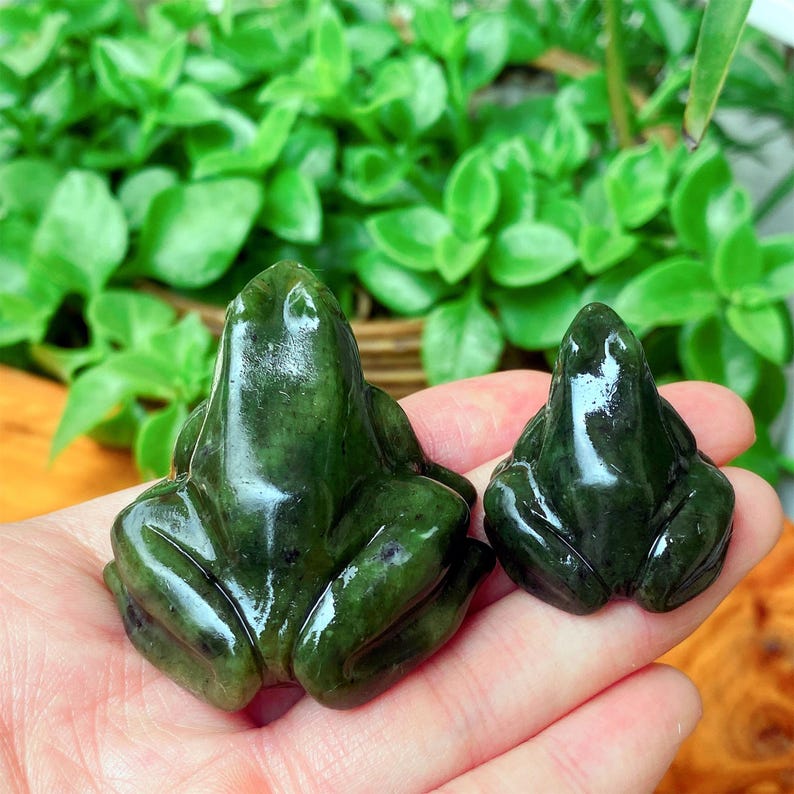Green Jade Frog Carving, Natural Crystal Animal, Home Decor - Etsy