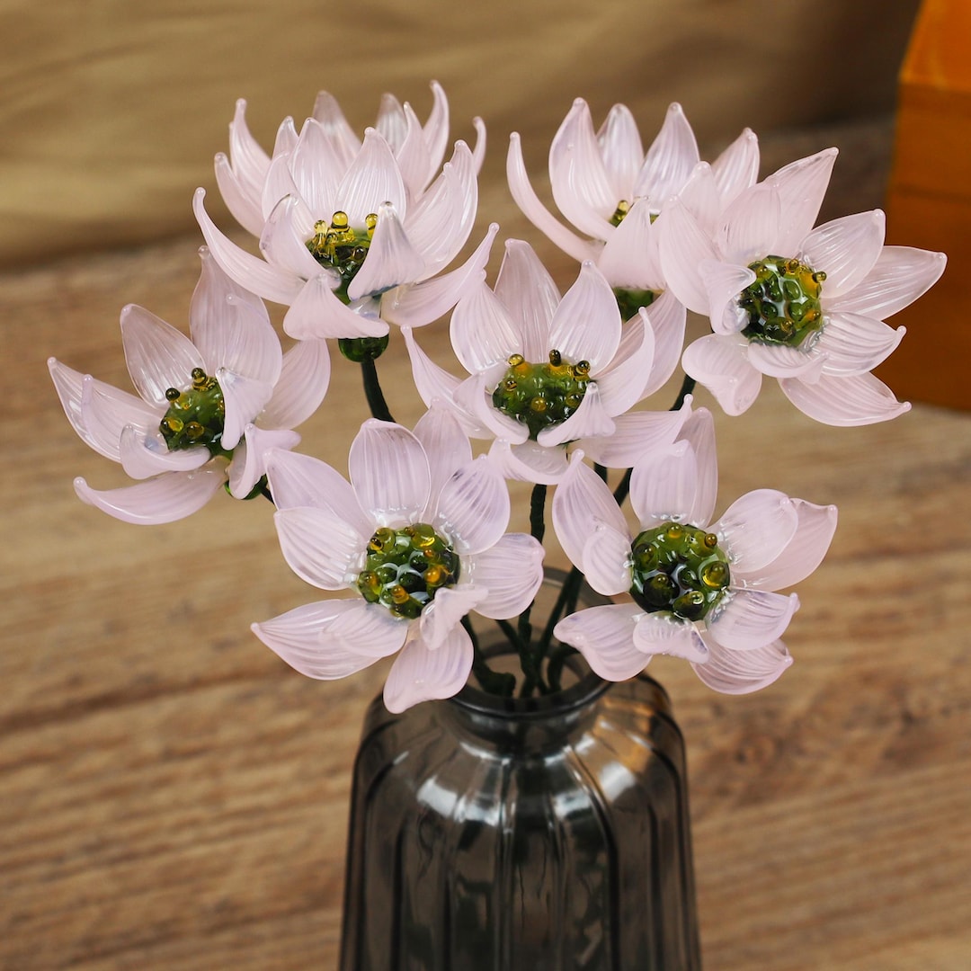 Glass Water Lily Flower Bouquet, July Birth Month Flower, Handmade ...