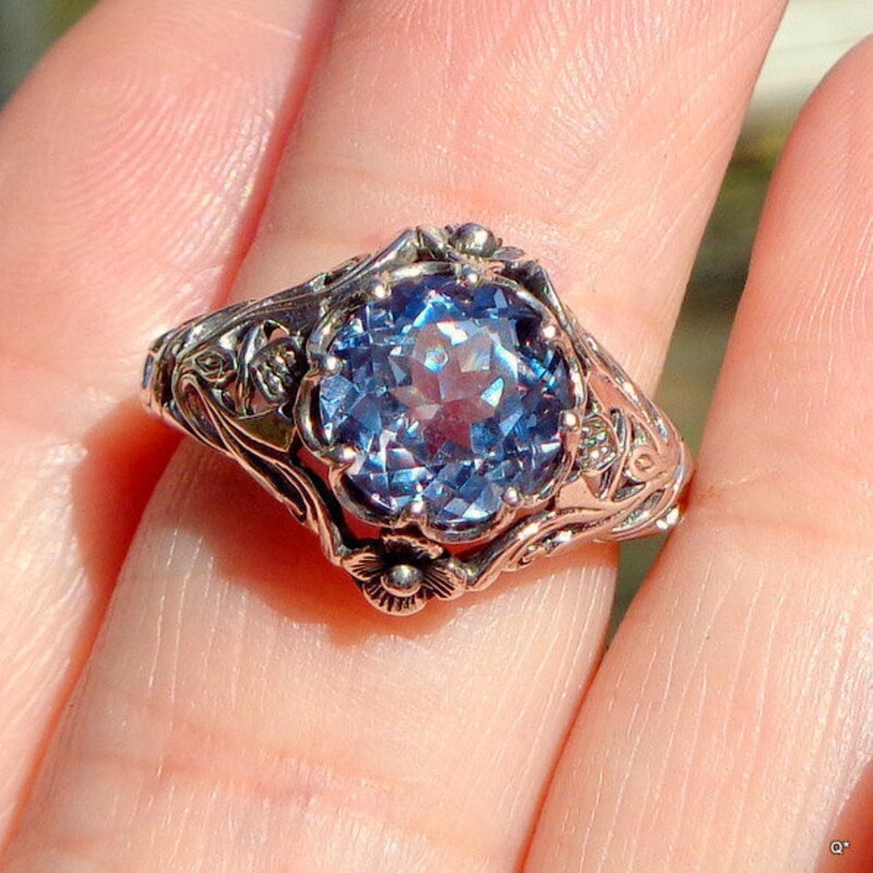 Victorian Style Ring - Etsy