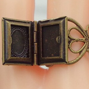 Lady Bug Locket Ring, Vintage Glass Lady Bug, Antiqued Brass, Holds Two ...