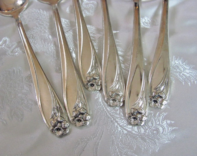 Daffodil Pattern // Set of 6 Silver Plate Teaspoons // 1847 Rogers ...