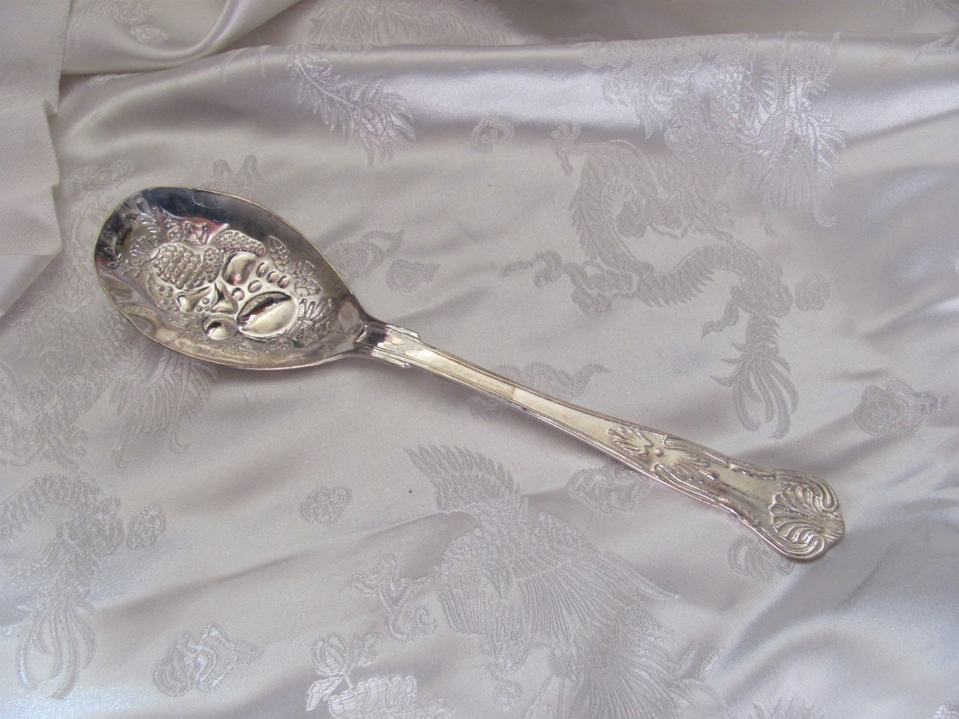 Kings Pattern Silver Plate Large Serving Spoon - Embossed Fruit Bowl No ...