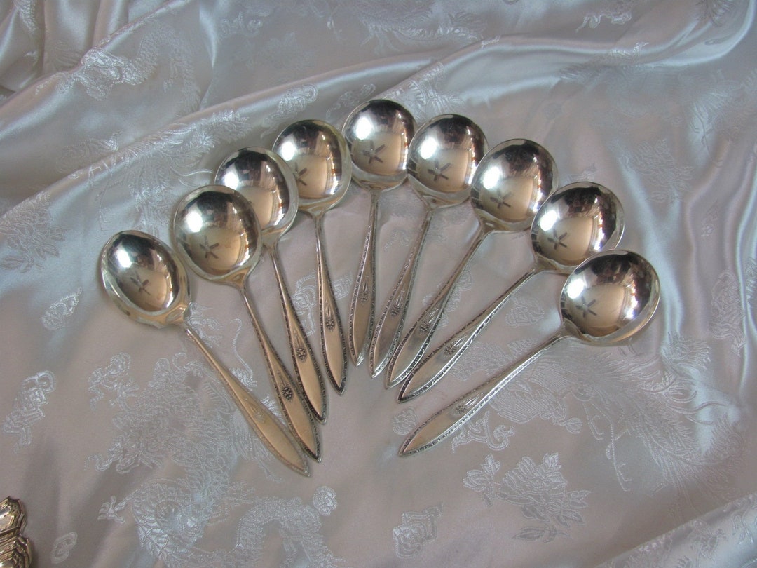 Lady Washington // 8 Silver Plate Bullion Soup Gumbo Spoons - Etsy