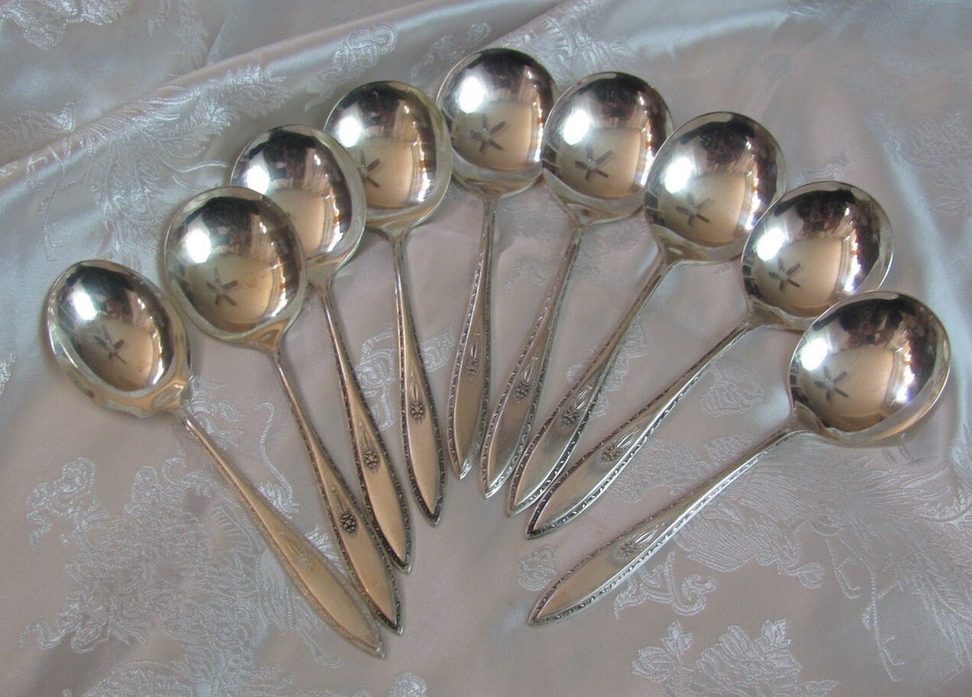 Lady Washington // 8 Silver Plate Bullion Soup Gumbo Spoons and 1 Sugar ...