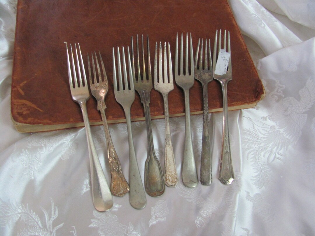 SILVERWARE Assorted Mixed Pattern - 8 Silver Plate Smaller Dinner Forks ...
