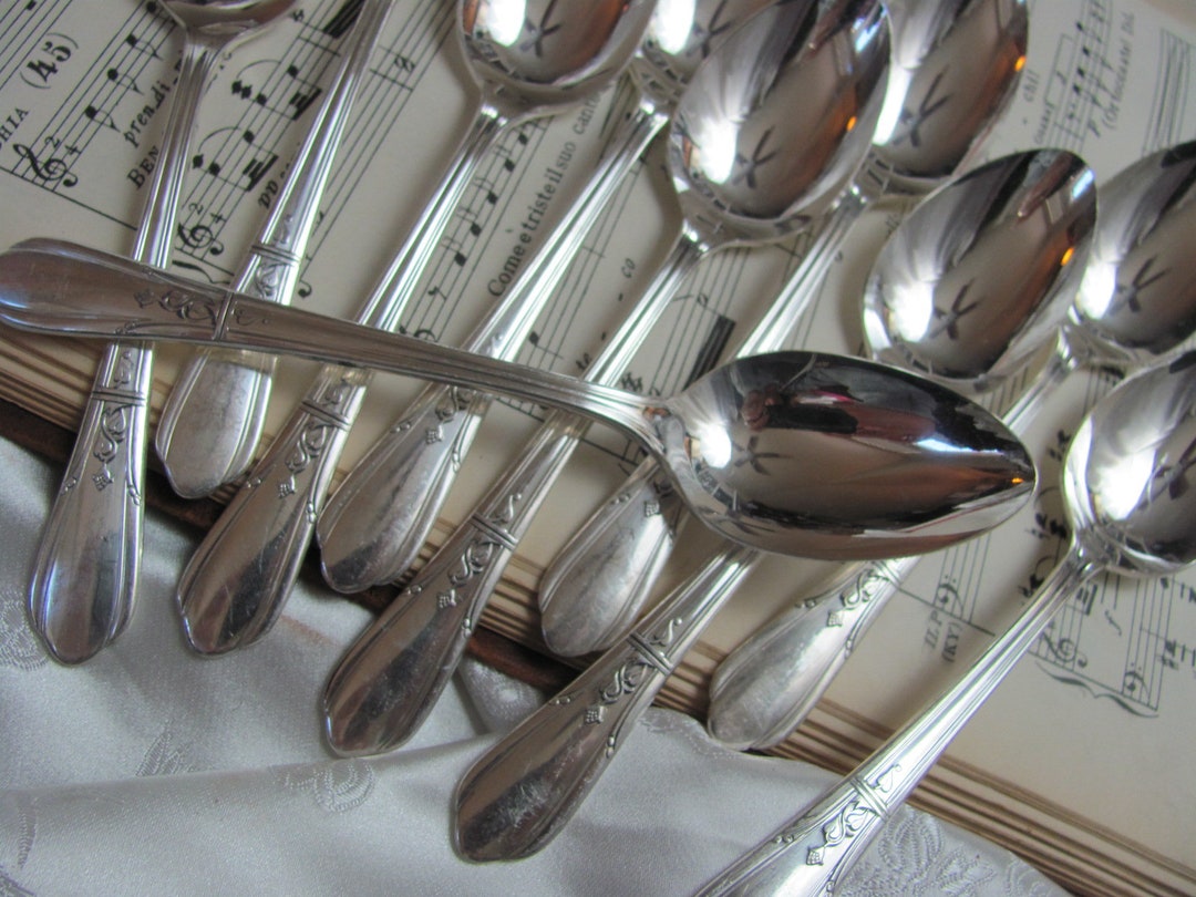 Countess II Pattern // Set of 10 Silver Plate Teaspoons // Holmes ...