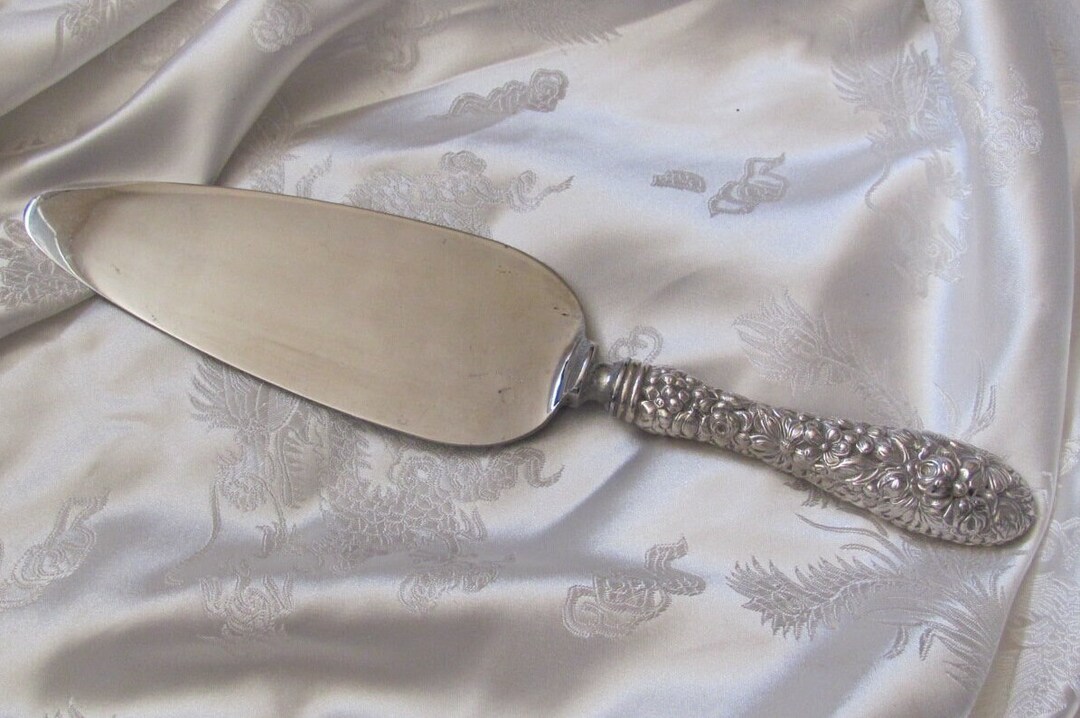 Beautiful Stieff Rose Sterling Silver Repousse Hollow Handle Cake Pie ...