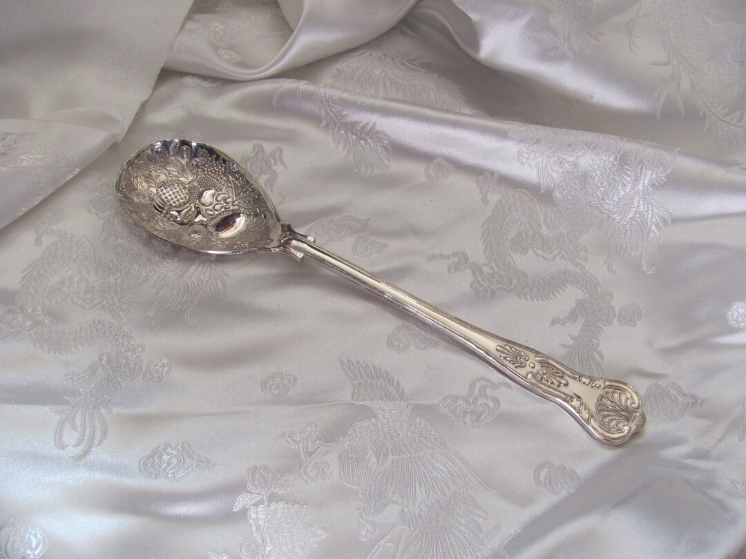 Kings Pattern Silver Plate Large Serving Spoon - Embossed Fruit Bowl No ...