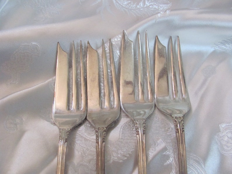 Benedict Five Pattern // Silver Plate Cake Pastry Dessert Forks Set of ...