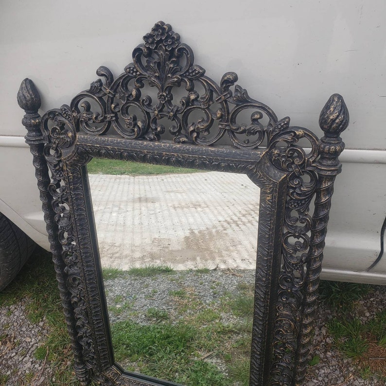 FREE SHIP Vtg Large Syroco Style Black Gold Tone Floral Scroll - Etsy