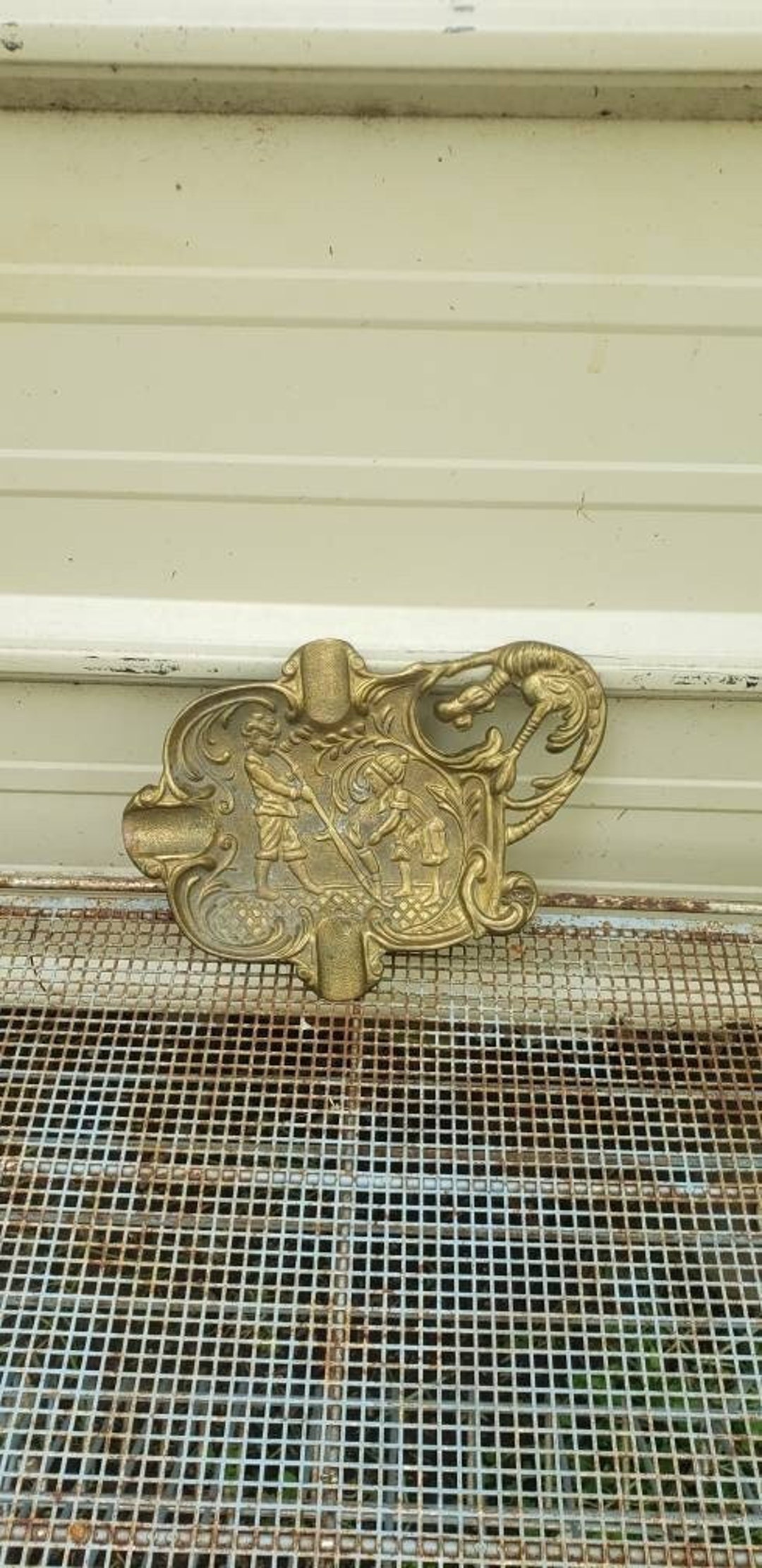 FREE SHIPPING Vtg Antique Brass Gold Metal Medieval Men Dragon Serpent ...