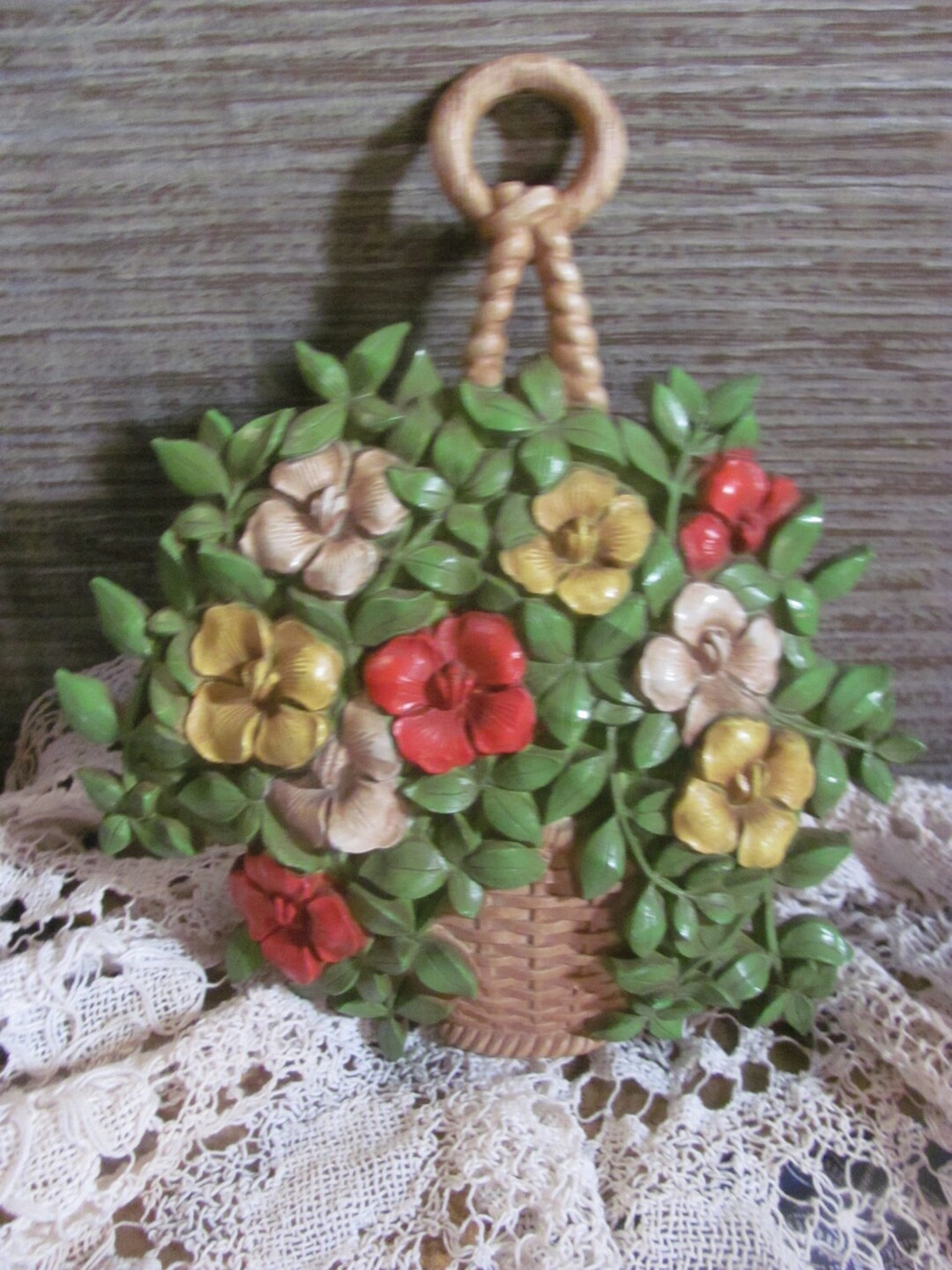 REDUCED FREE SHIPPING Vtg 1976 Syroco Flowers Woven Basket Floral ...