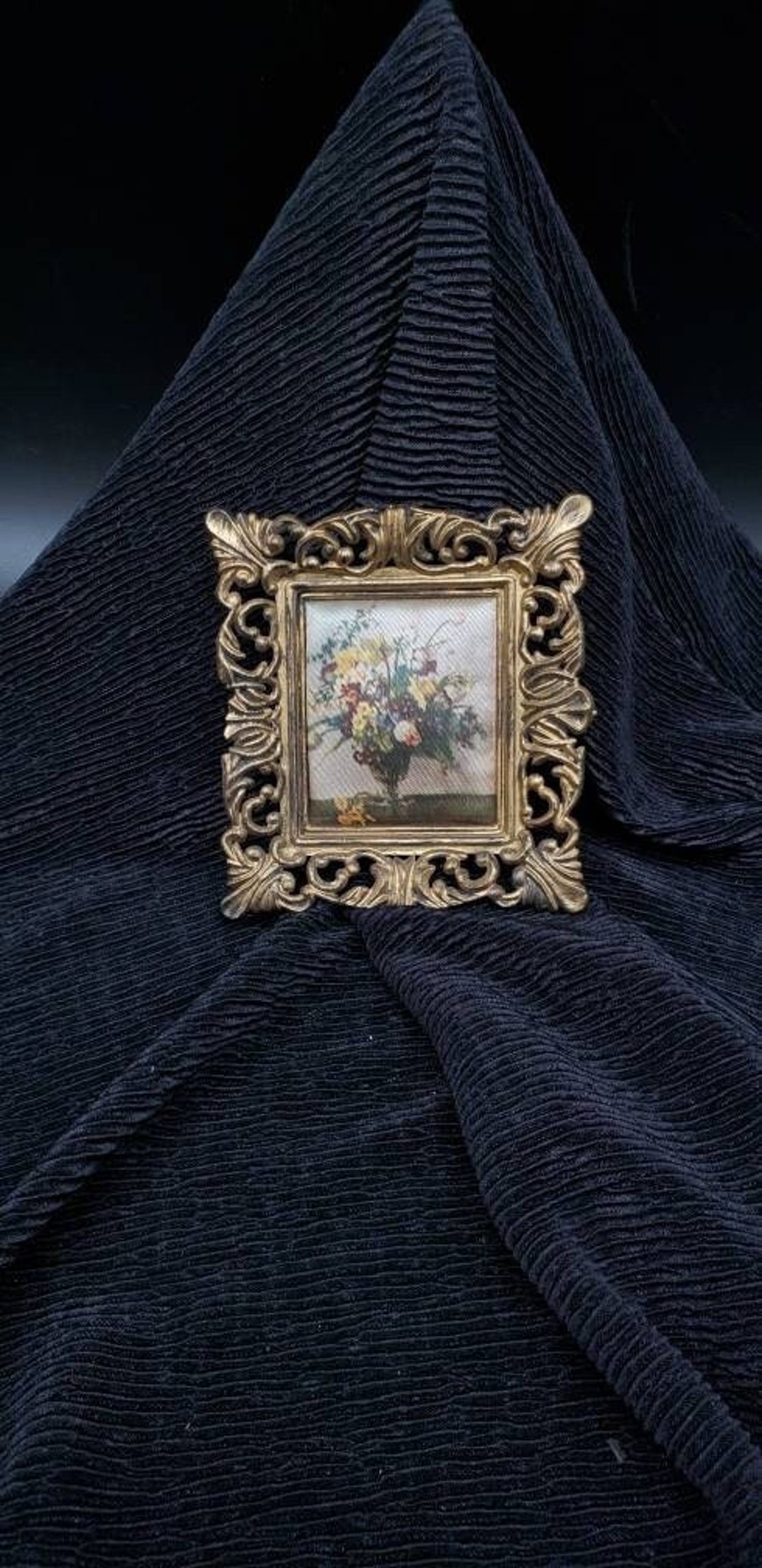 REDUCE FREE SHIP Vtg Ornate Syroco Style Framed Silk Satin Victorian ...