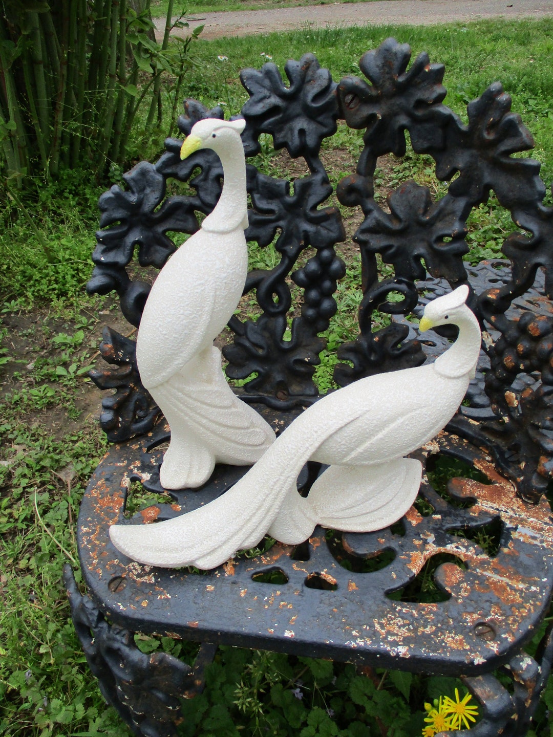 REDUCED FREE SHIPPING Vtg Pair off White Syroco Chalk Resin Style ...