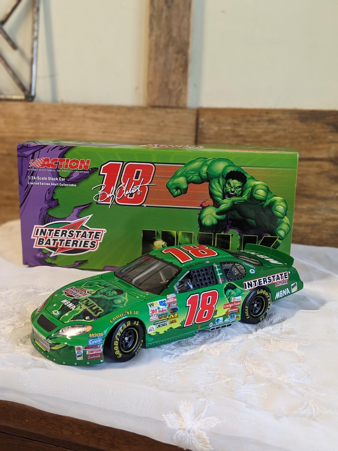 NIB FREE SHIPPING Action 2003 Nascar 1:24 Scale Diecast 18 Bobby ...