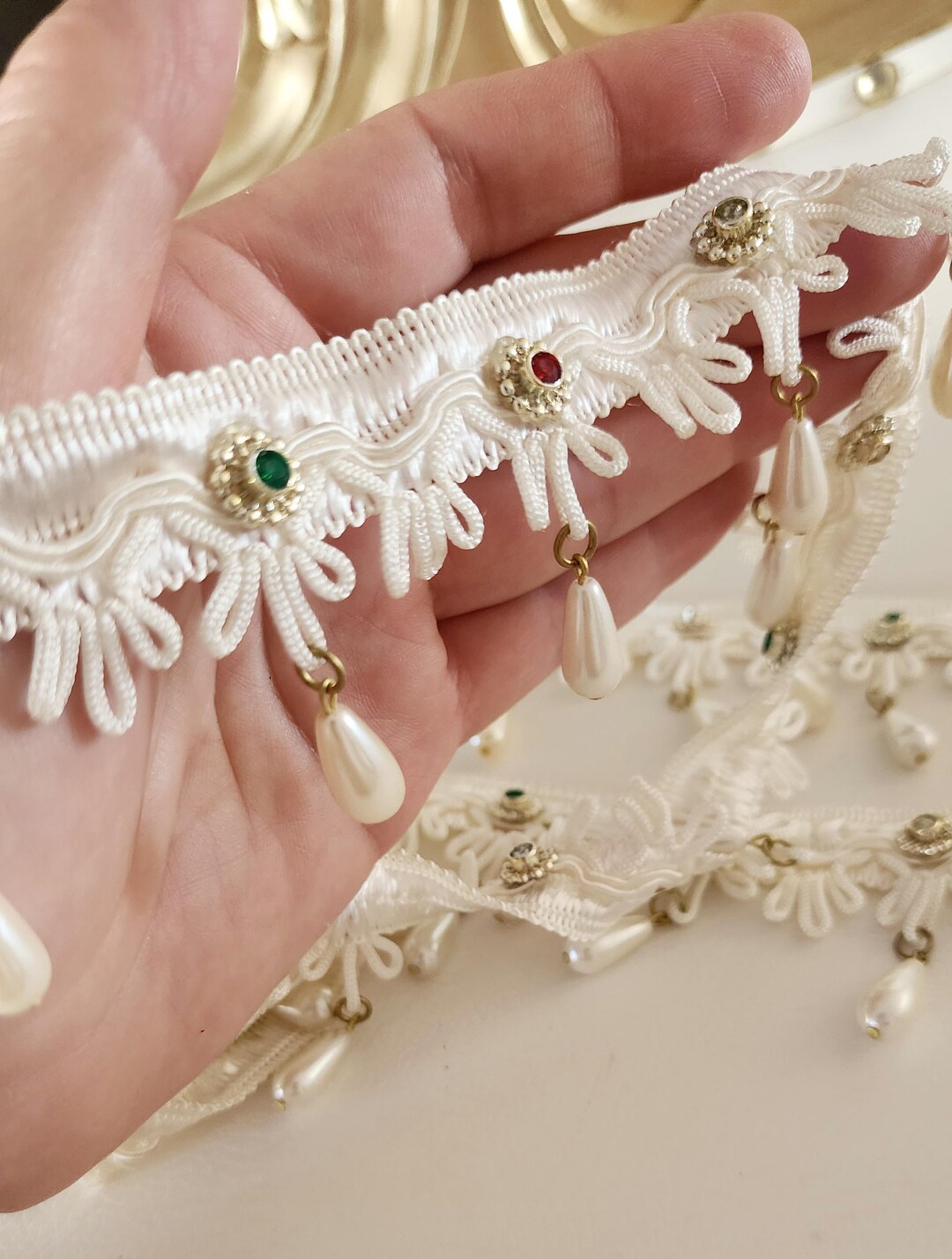 Sewing Trim /very Nice Embroidered Ivory Trim With Hanging Beats 1 Yard ...
