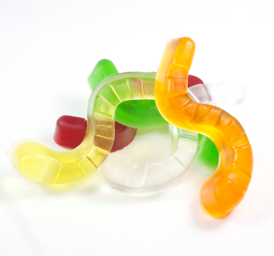 5 Gummy Worm Soaps Candy Soap Party Favor Earthworm - Etsy