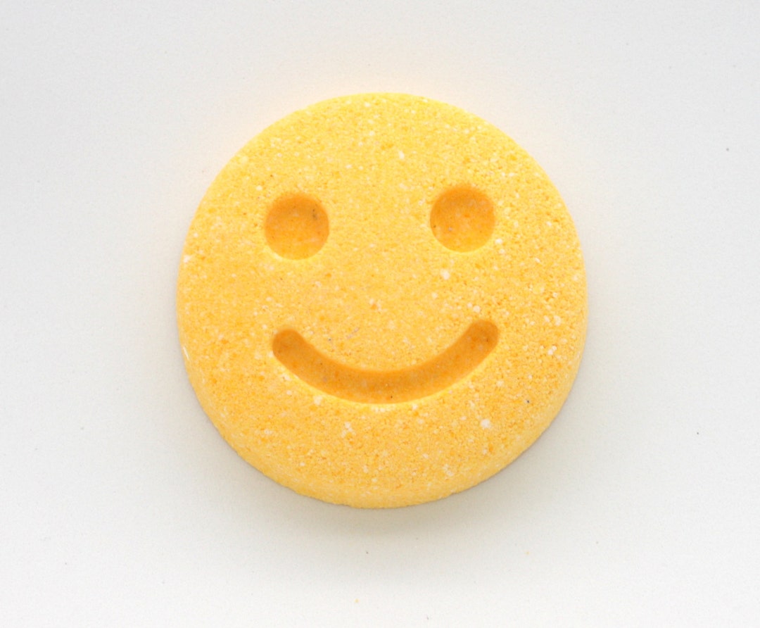 Smiley Emoji Bath Bomb Emoticon, Bath Bombs, Bath Fizzy, Bath Fizzies ...