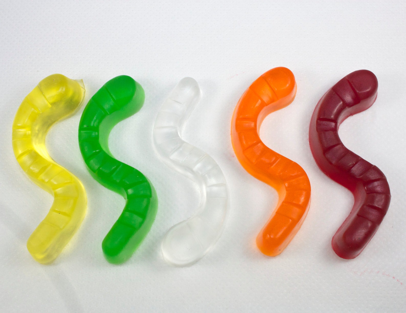 5 Gummy Worm Soaps Candy Soap Party Favor Earthworm - Etsy