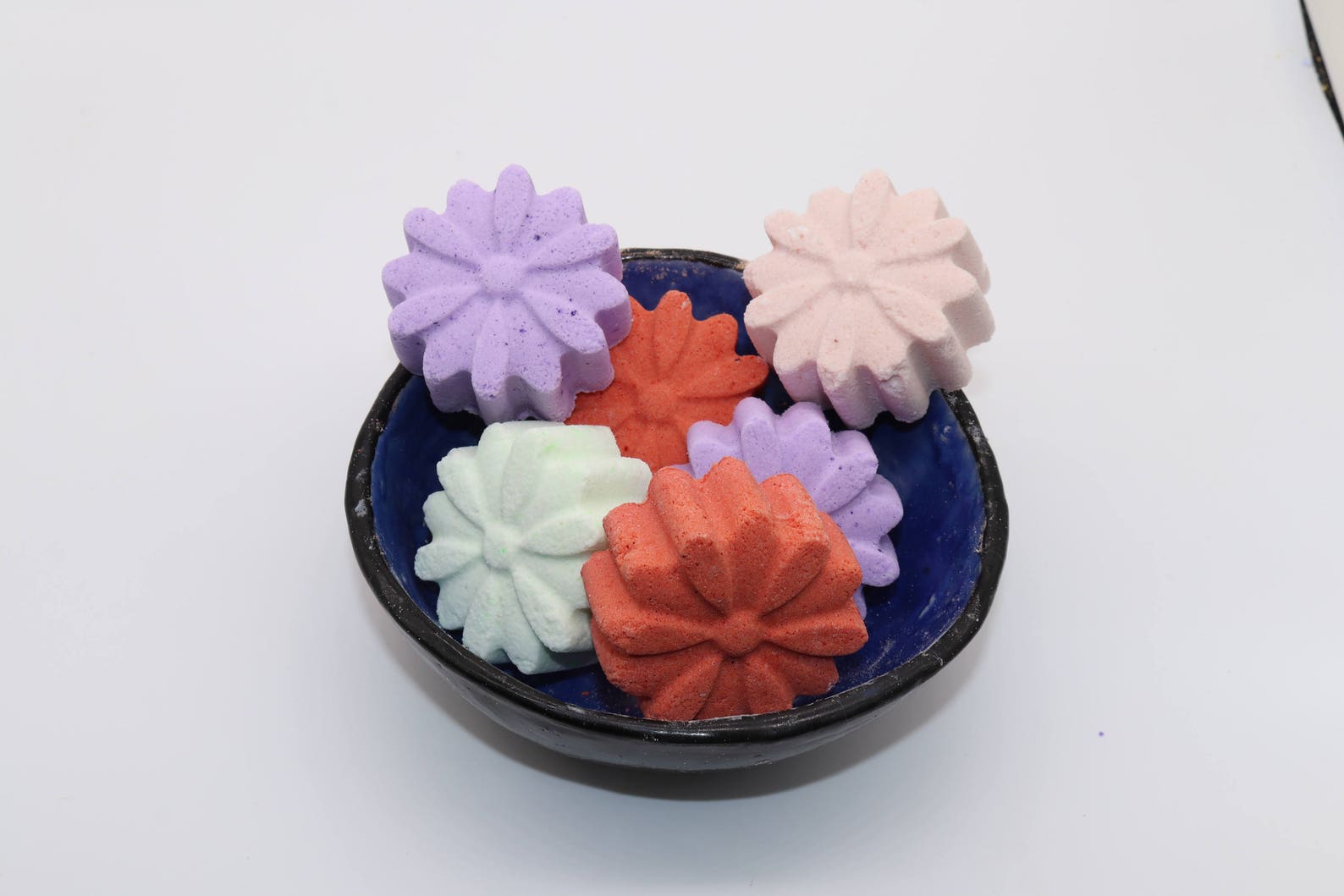 4 Daisy-shaped Bath Bombs Bath Fizzy Bath Fizzies Bath - Etsy