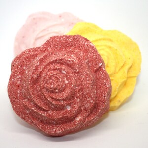 Large Rose Bath Bomb - Flower Bath Bomb, Bath Fizzy, Bath Fizzie, Party ...