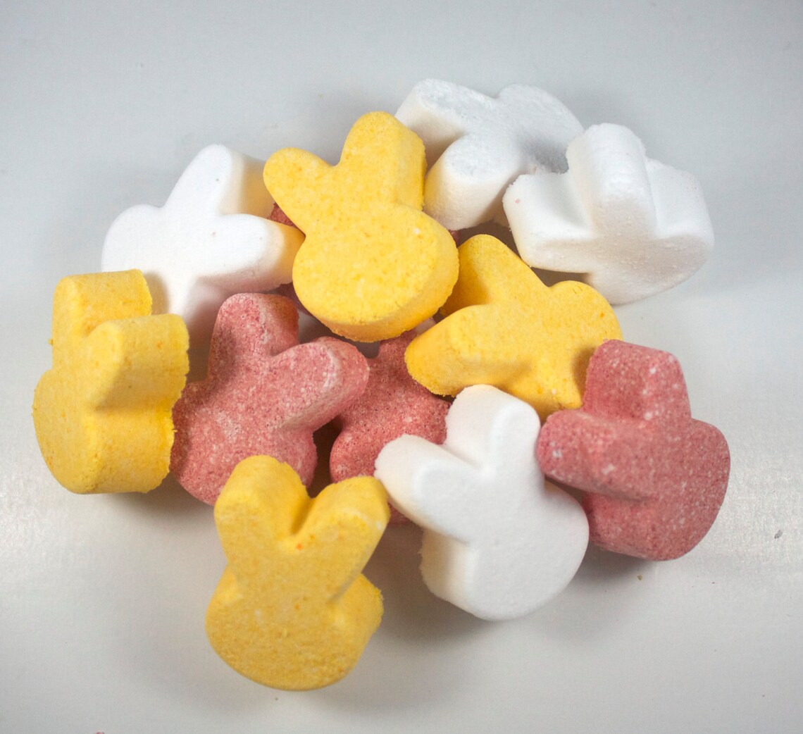 12 Bunny Bath Bombs Rabbit Easter Spring Animal Fizzy - Etsy