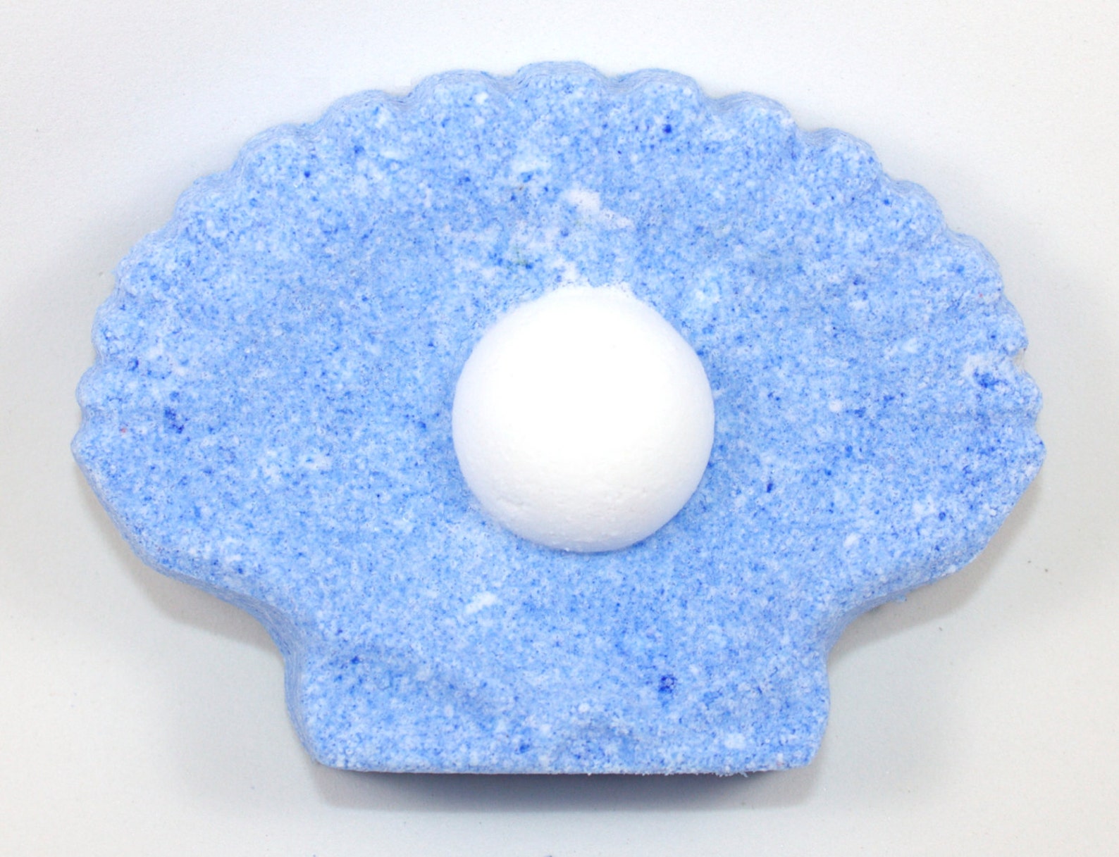 Pearl in Seashell Bath Bomb Bath Fizzie Bath Fizzy Sea - Etsy