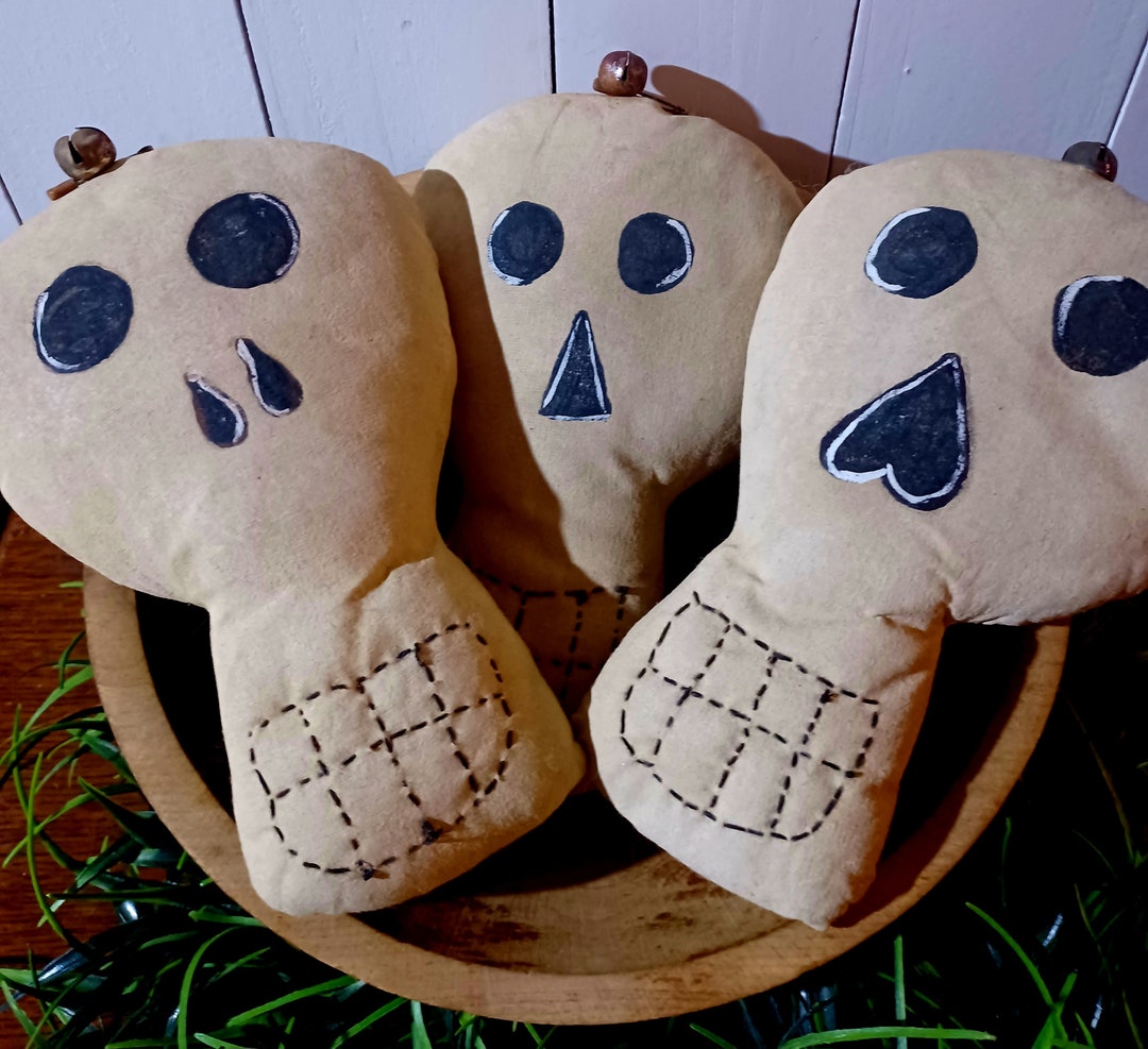 Primitive Folkart Scary Skelton Head Ornies Set of 3 - Etsy