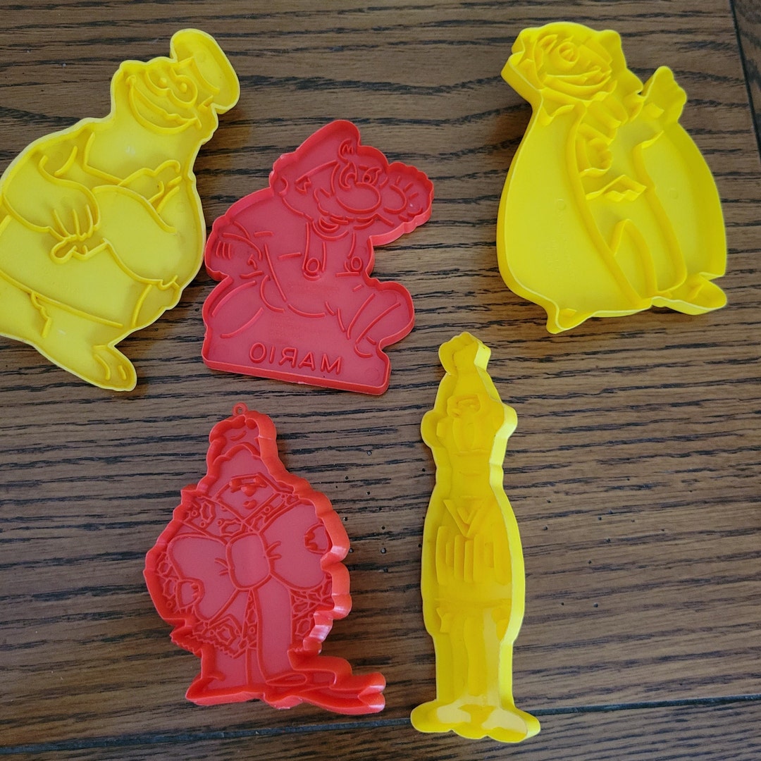Vintage Character Cookie Cutters: Muppets, Mario, Paddington Bear - Lot ...