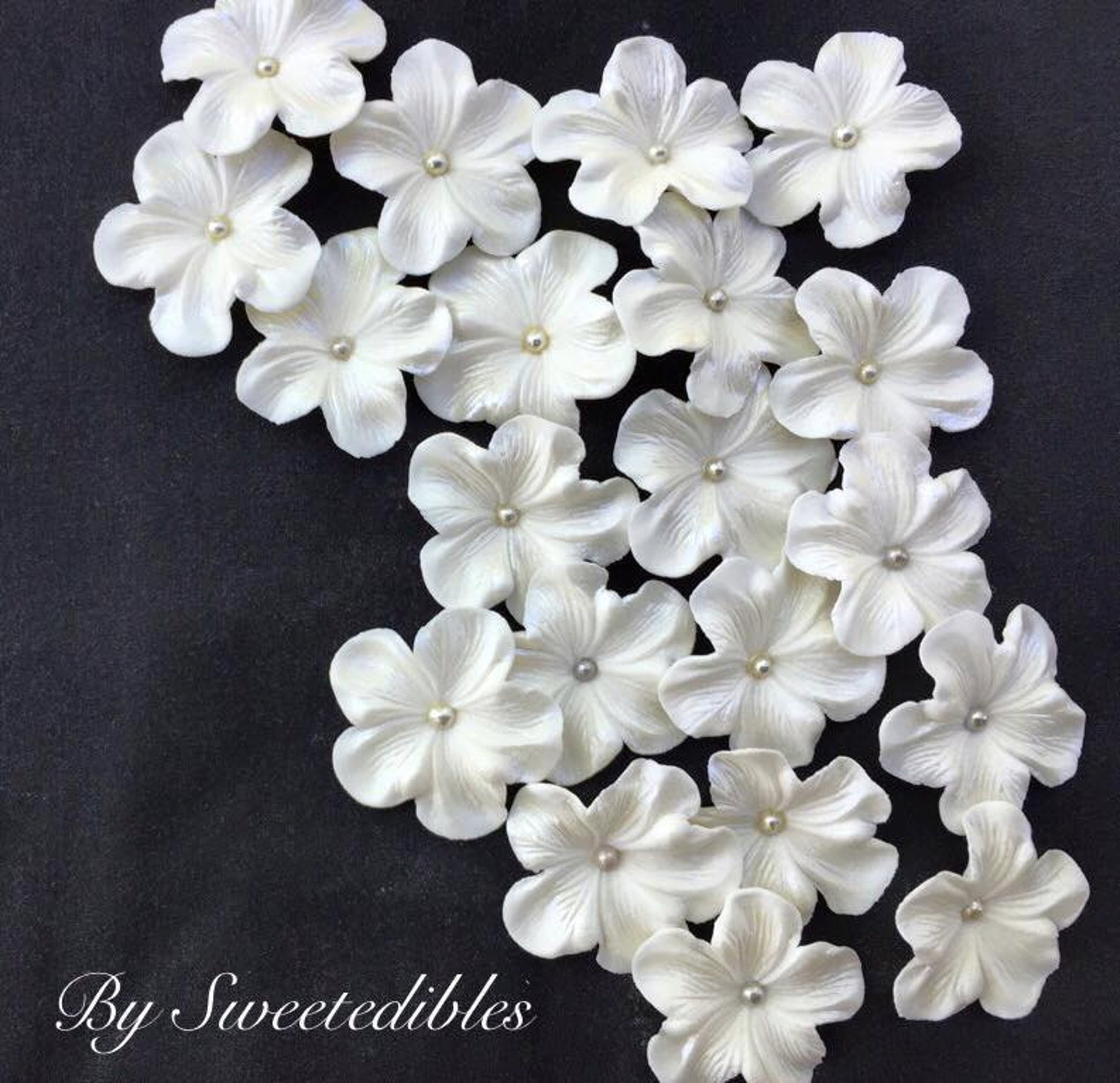 White Gum Paste Flowers Edible Cake Decorations 24 Piece - Etsy