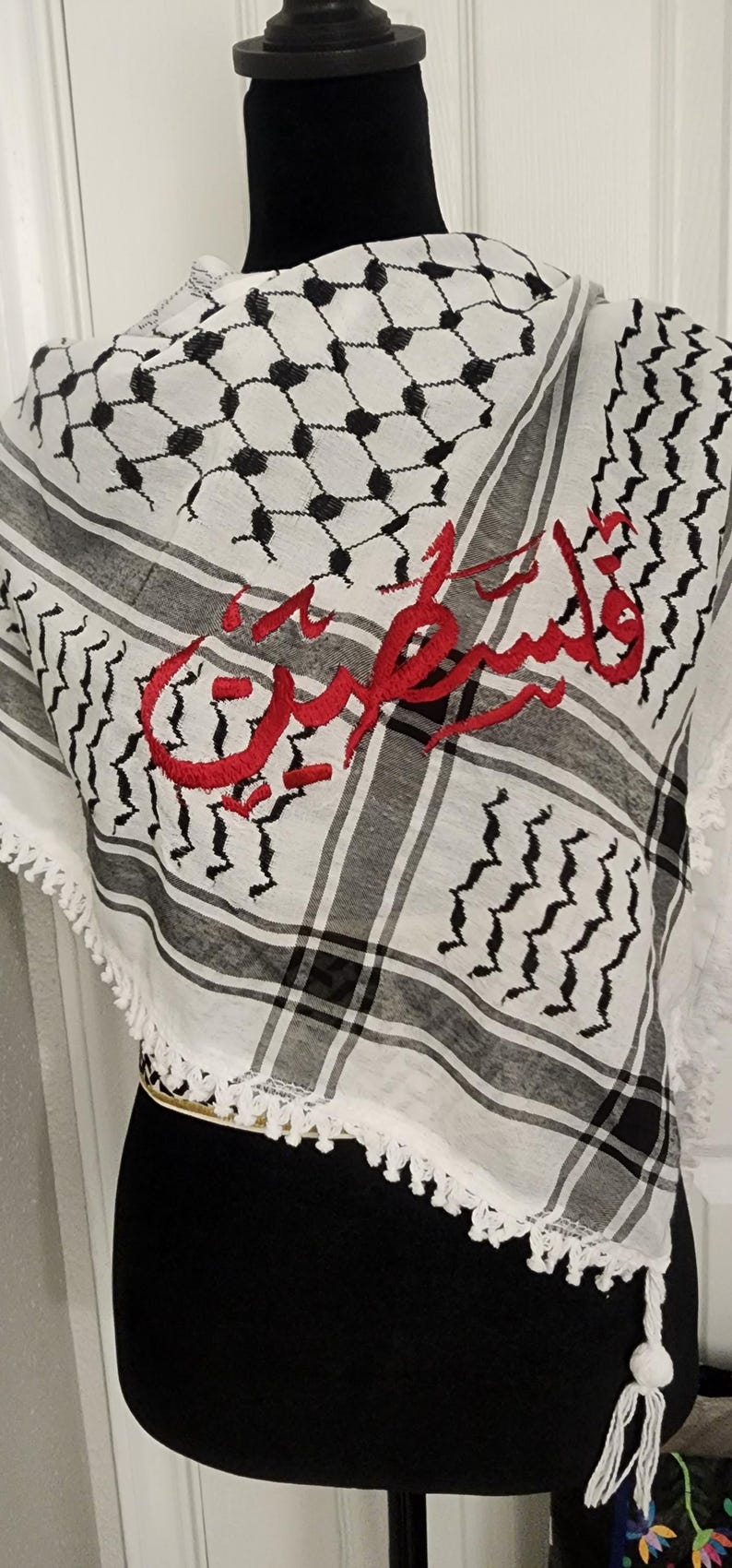 Unisex Palestinian Keffiyeh With Red Embroidery Palestinian Shawl - Etsy