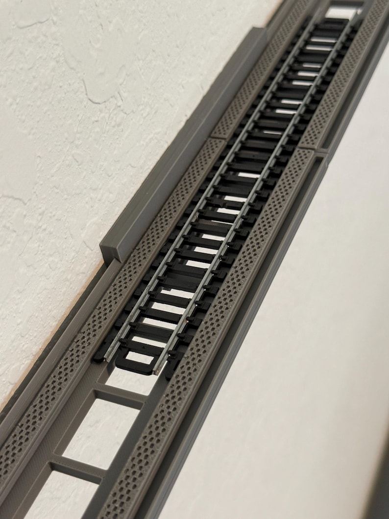 HO Scale Wall Mounted Train Bridge, Display or Running - Etsy