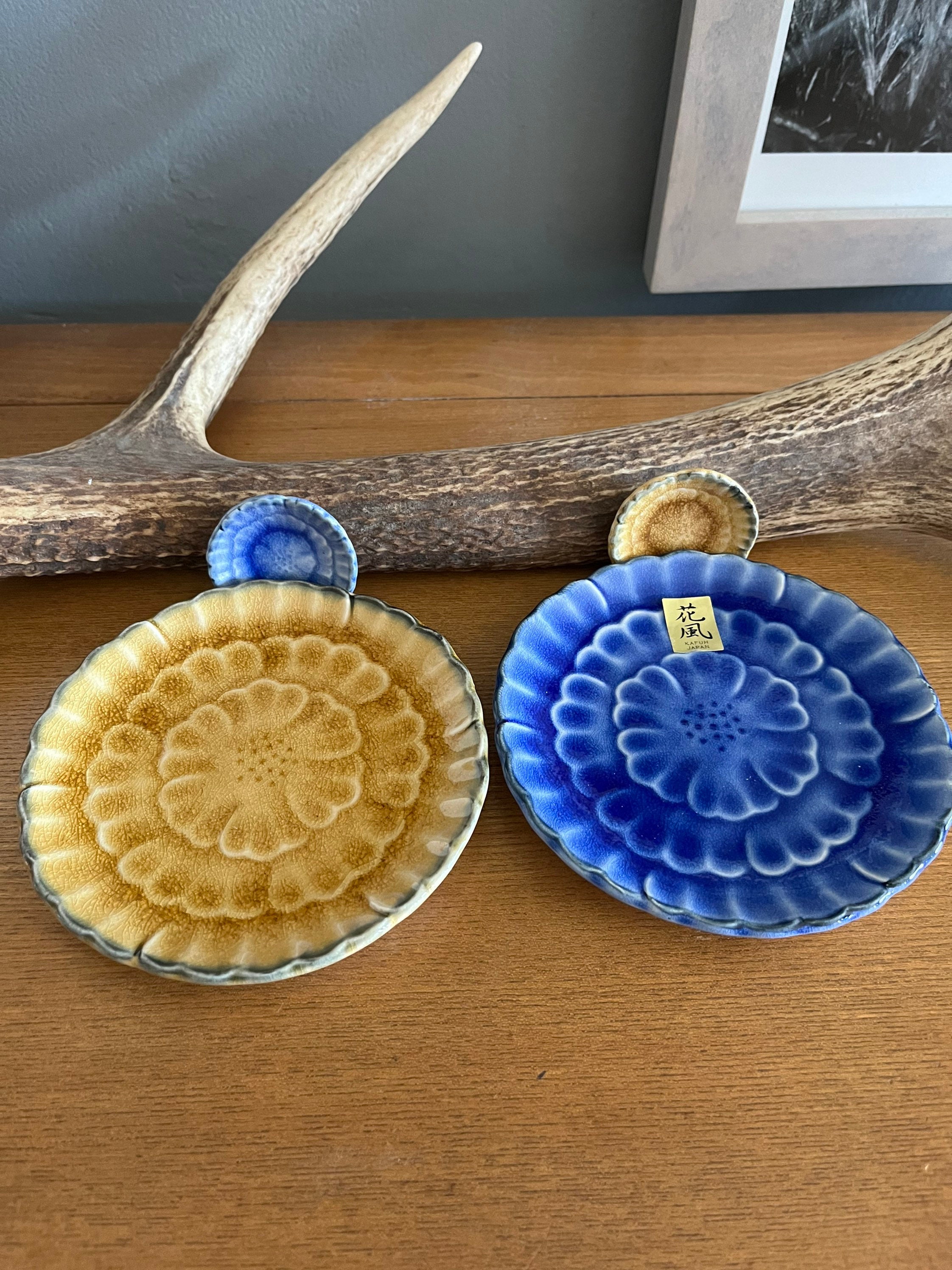Kafuh Japanese Flower Plates - Etsy